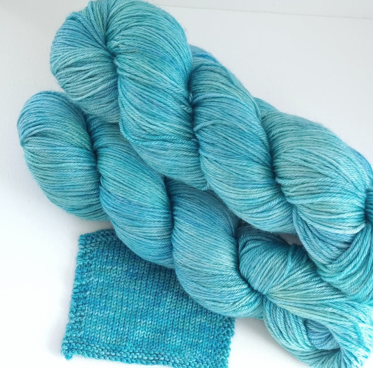Merino/Bamboo/Silk 4 ply - Mermaid – Dyestock Yarns